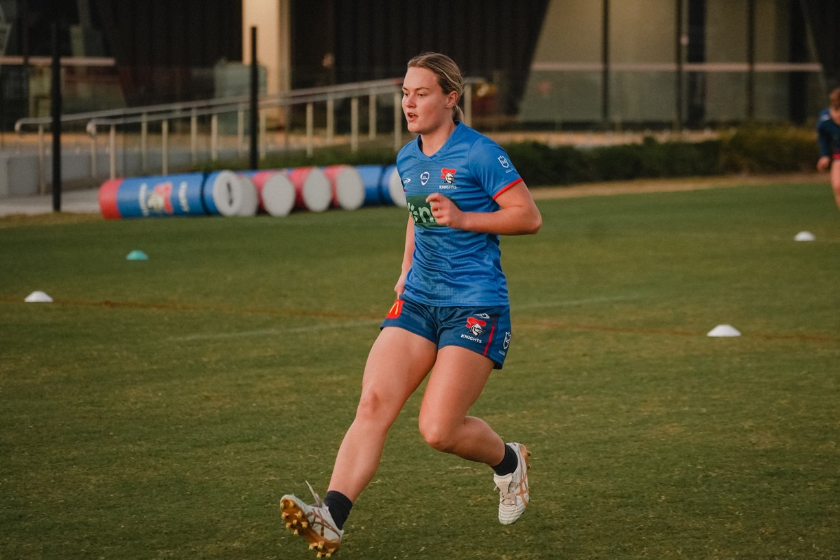 Gallery: NRLW side begins pre-season training | Knights